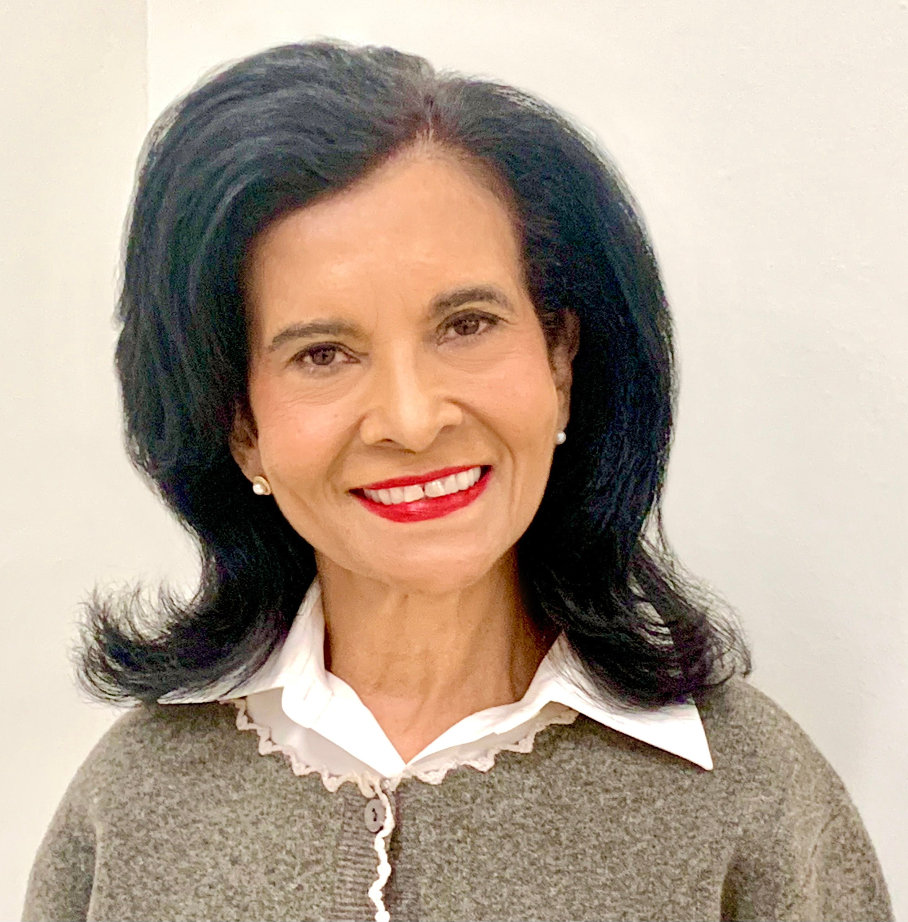 Denia Brache – Hampton and Smith