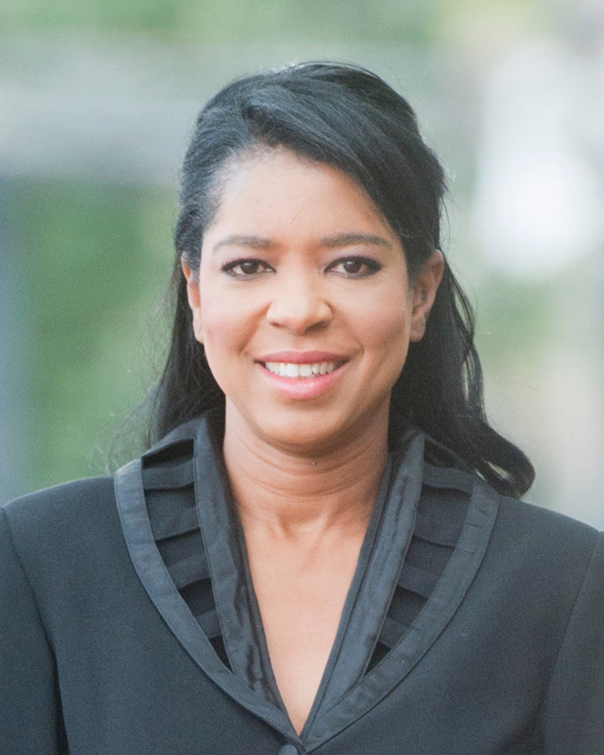 Selina Caradona – Hampton and Smith